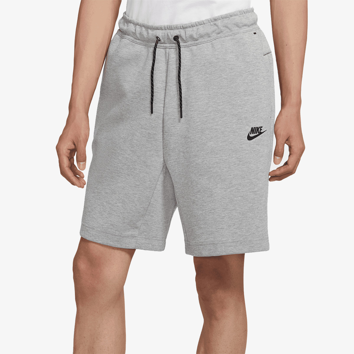 NIKE Kratke hlače Sportswear Tech Fleece | Buzz Sneakers