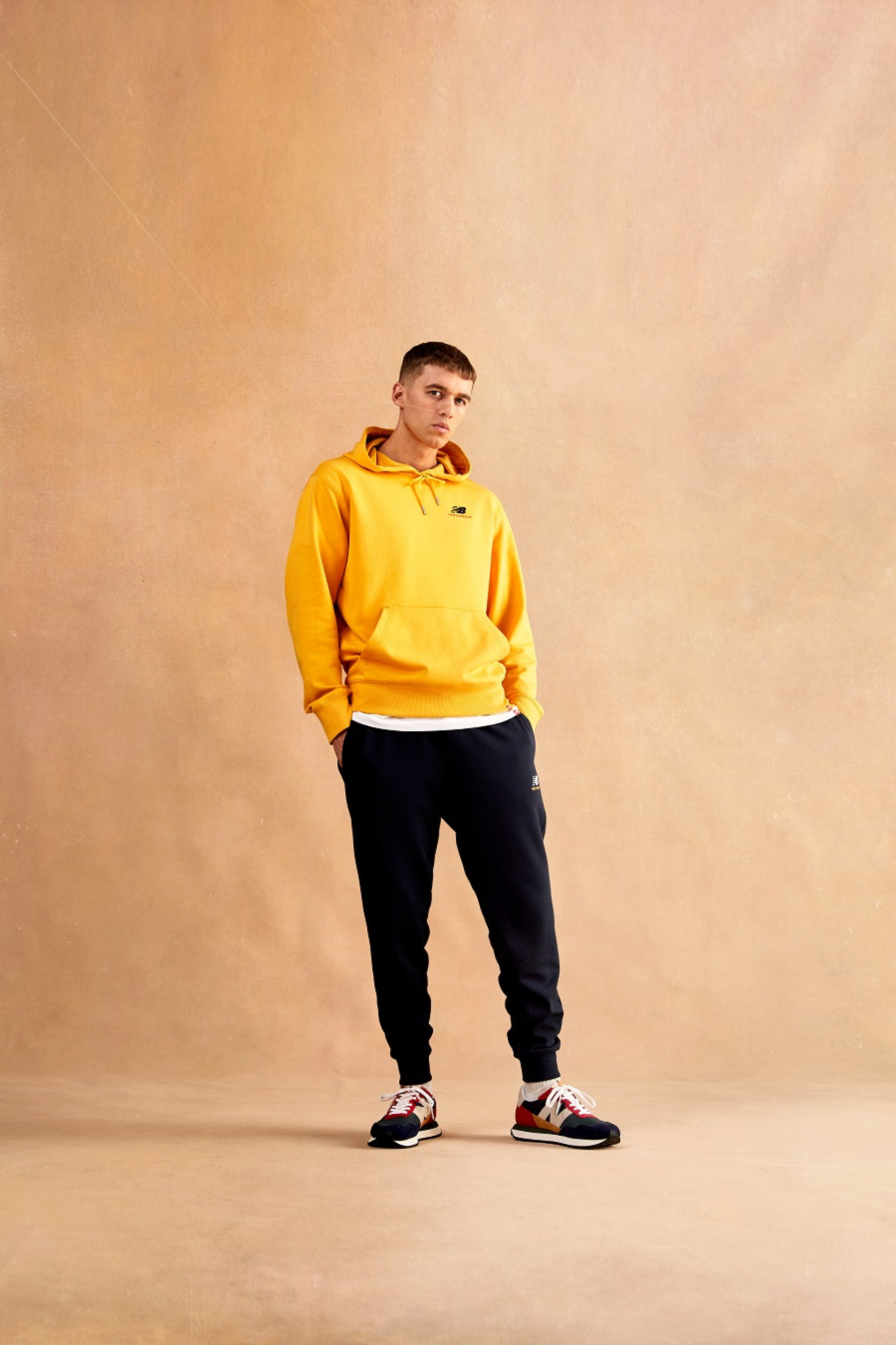 FEEL THE 70s VIBE IN NEW BALANCE 237 | Buzz Sneakers